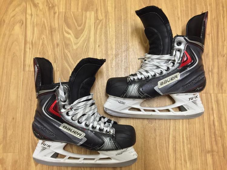 Bauer Pro Stock Vapor APX2 - 8.75DA | SOLD | Hockey Skates | SidelineSwap