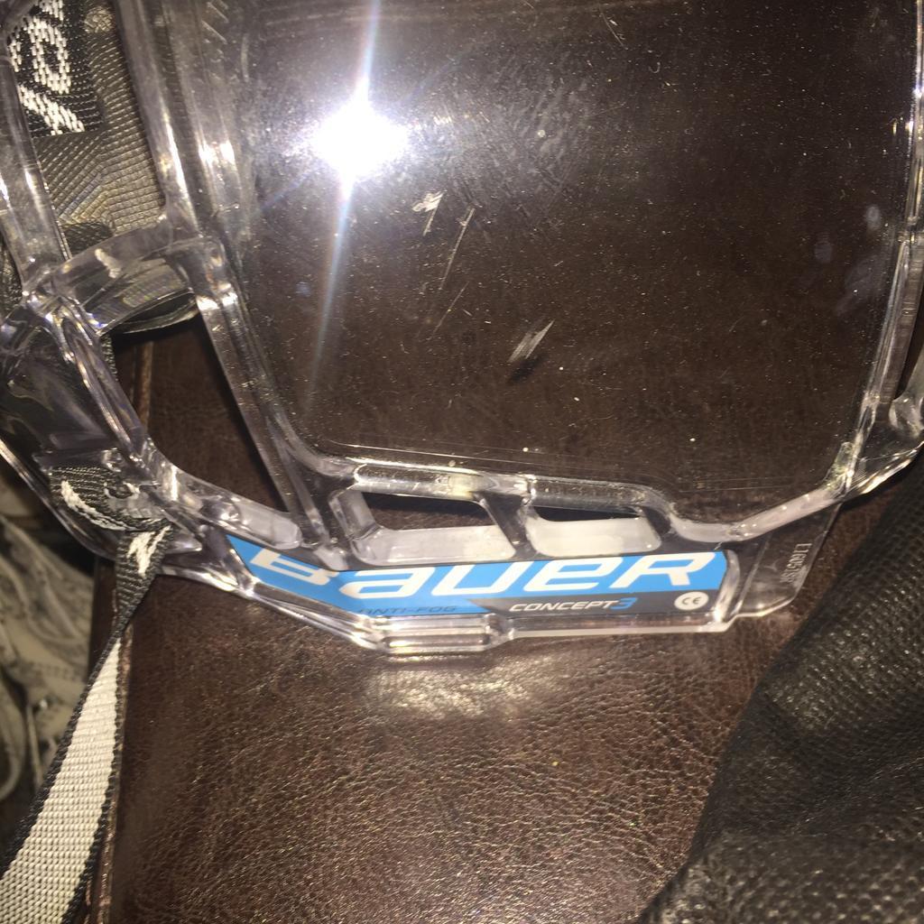 Bauer concept 3 fishbowl | SidelineSwap