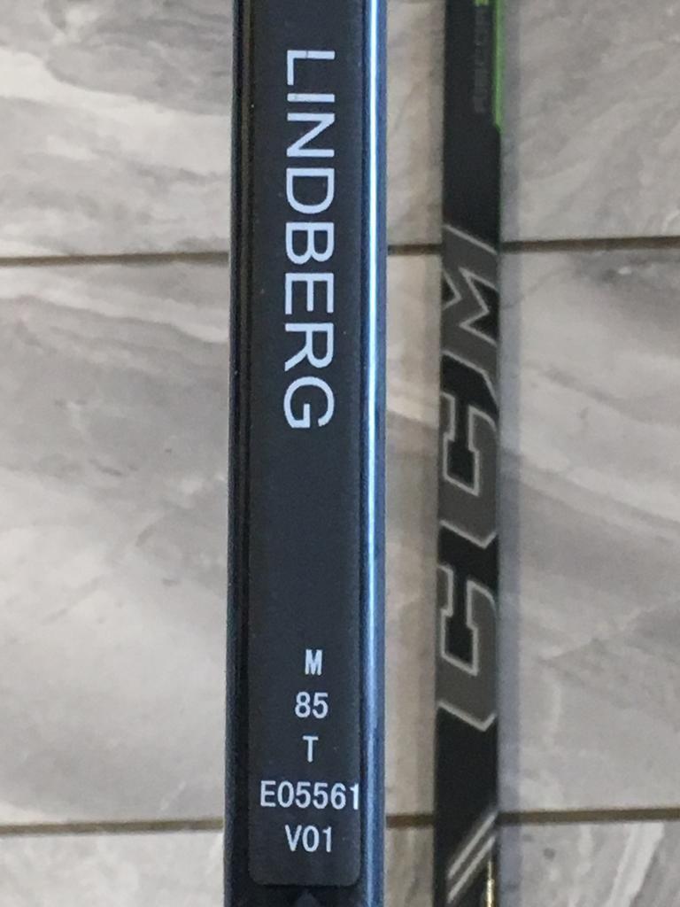 2 pack CCM Ribcore 40K Pro Stock LH 85 flex grip Lindberg NHL ...