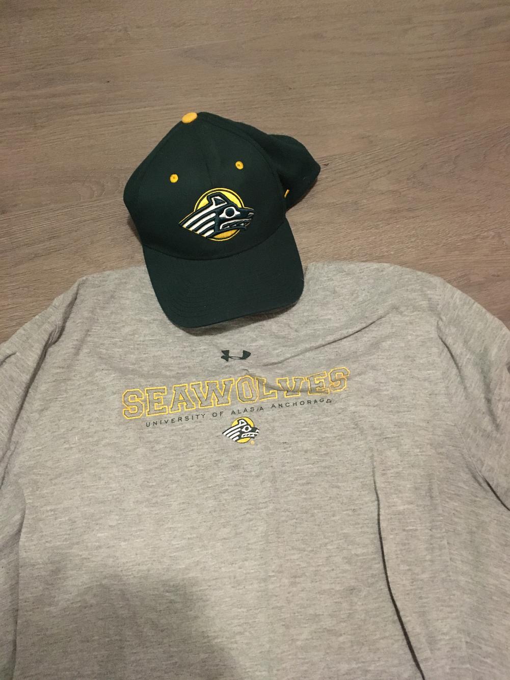 4 Hat Collection + UAA items | SidelineSwap