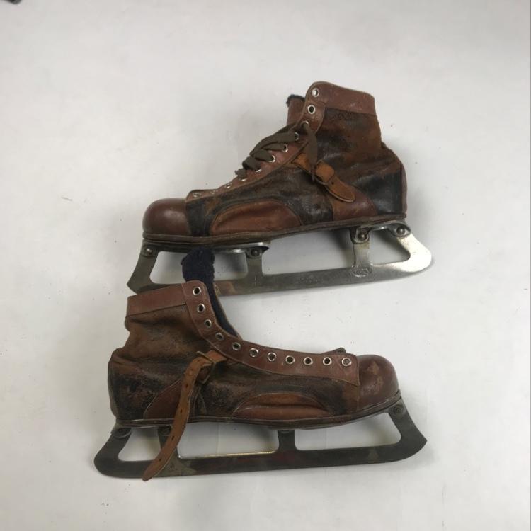 CCM Vintage Antique Leather | SOLD | Hockey Skates | SidelineSwap