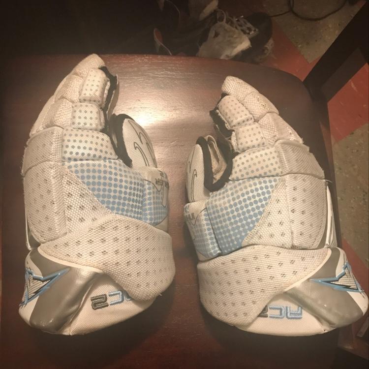 Mission Inhaler Ac2 Gloves | SidelineSwap