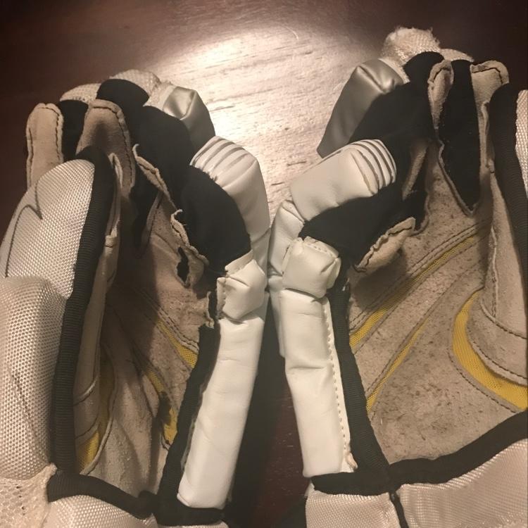 Mission Inhaler Ac2 Gloves | SidelineSwap