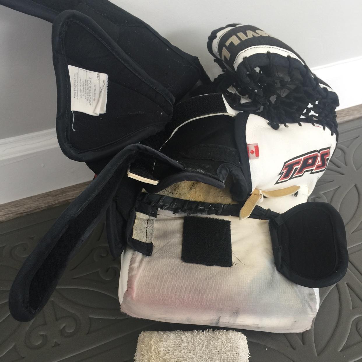 Louisville TPS X-Hale Senior Goalie Pads, TPS Bionic Blocker, & Glove ...