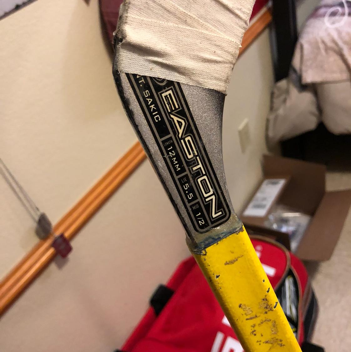 Easton Synergy Sakic Curve | SidelineSwap
