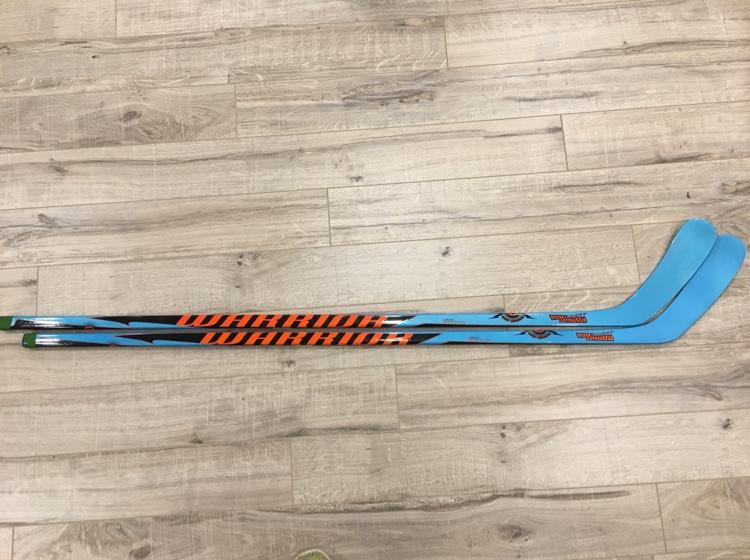 Warrior Covert Mac Daddy Junior Left Handed Sticks Backstrom Curve W03 ...