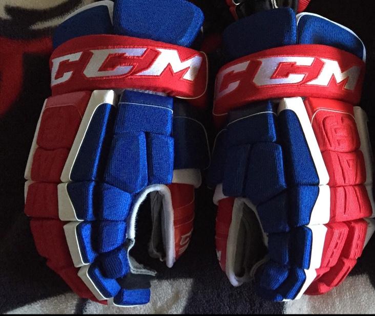 Montreal Canadiens Pro Stock Pro Return CCM U+CL Gloves | SidelineSwap