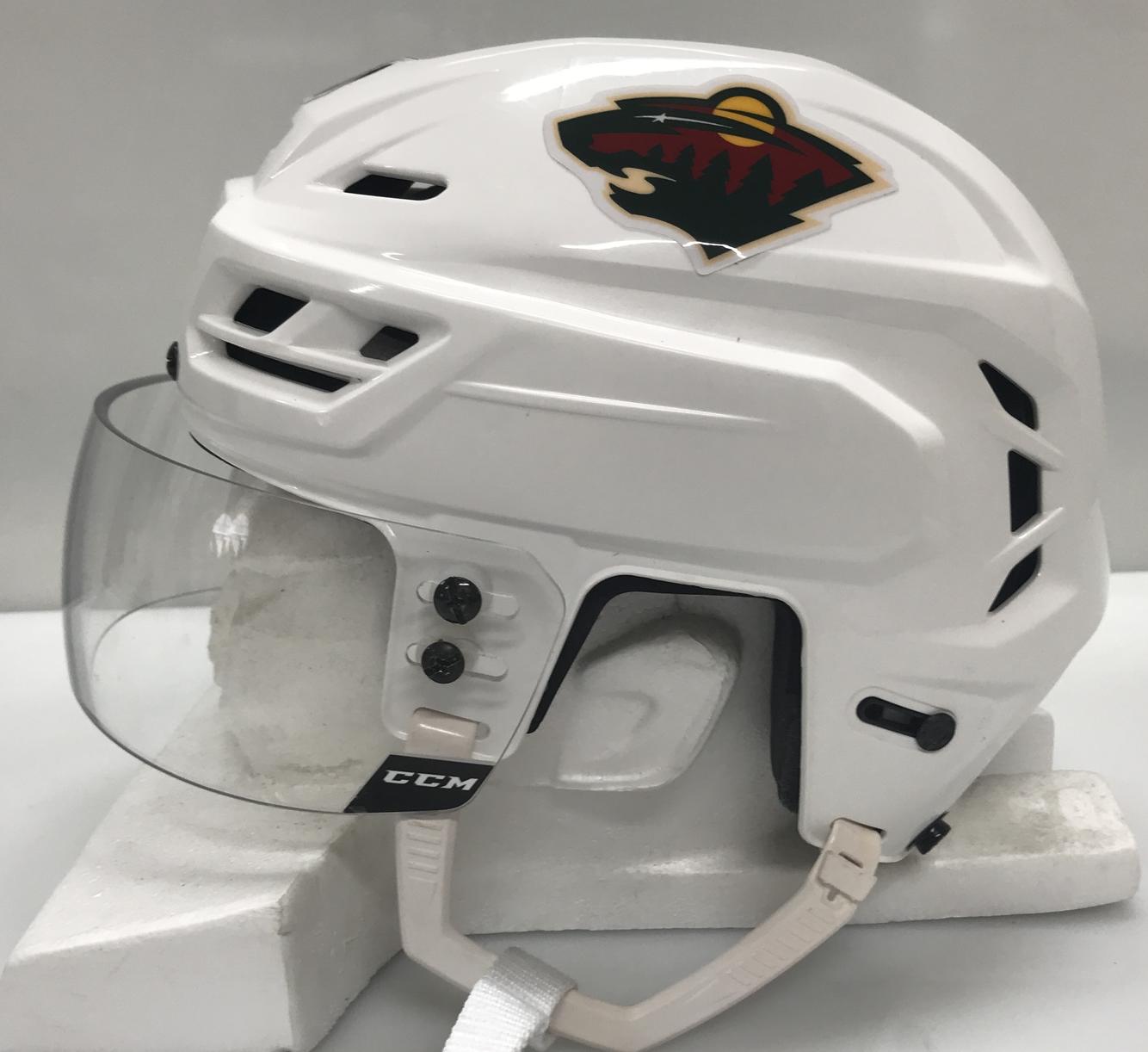CCM Resistance Pro Stock White Hockey Helmet Small CCM Visor AHL 23386 ...