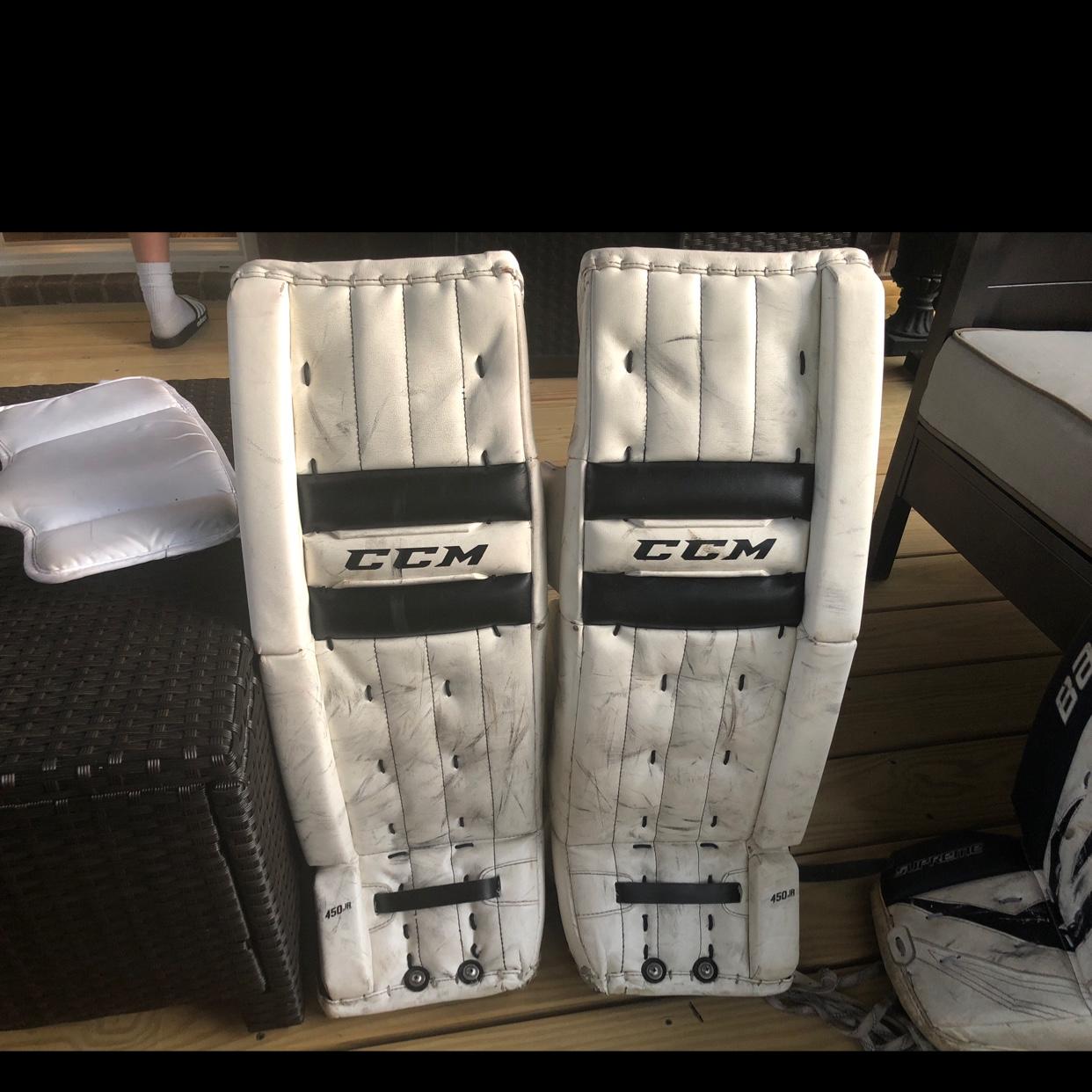CCM 450 Jr Retro flex Pads | SidelineSwap
