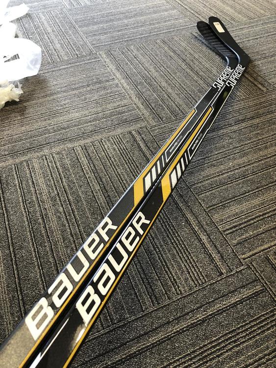 Bauer 2 Pack - Lightly Used Team Stock Supreme - P92 Curve, 102 Flex ...