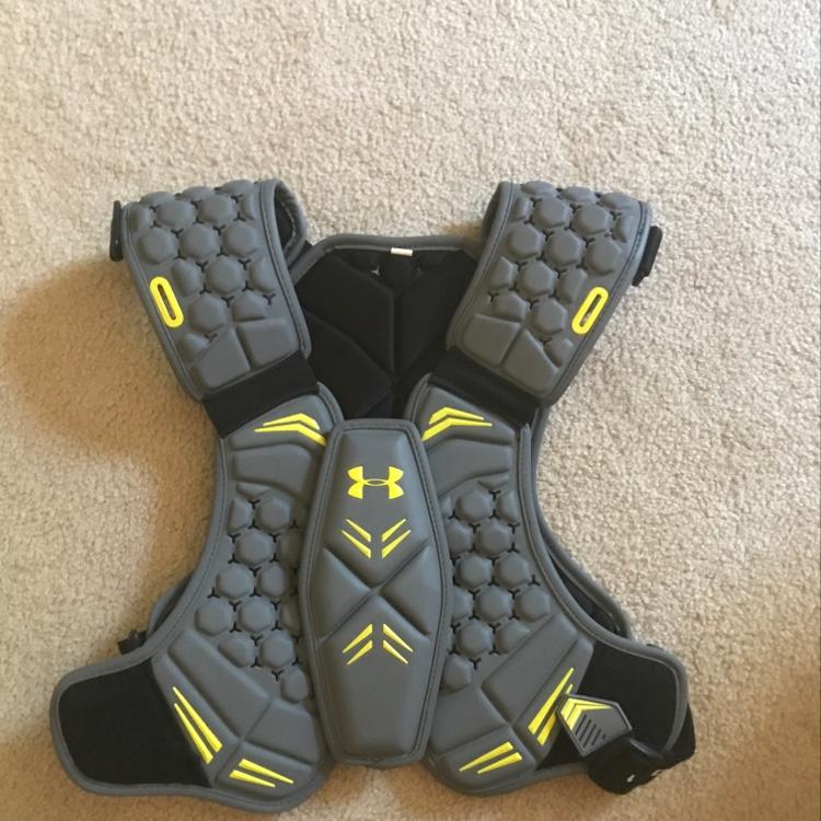 Under Armour Shoulder Pads | SidelineSwap