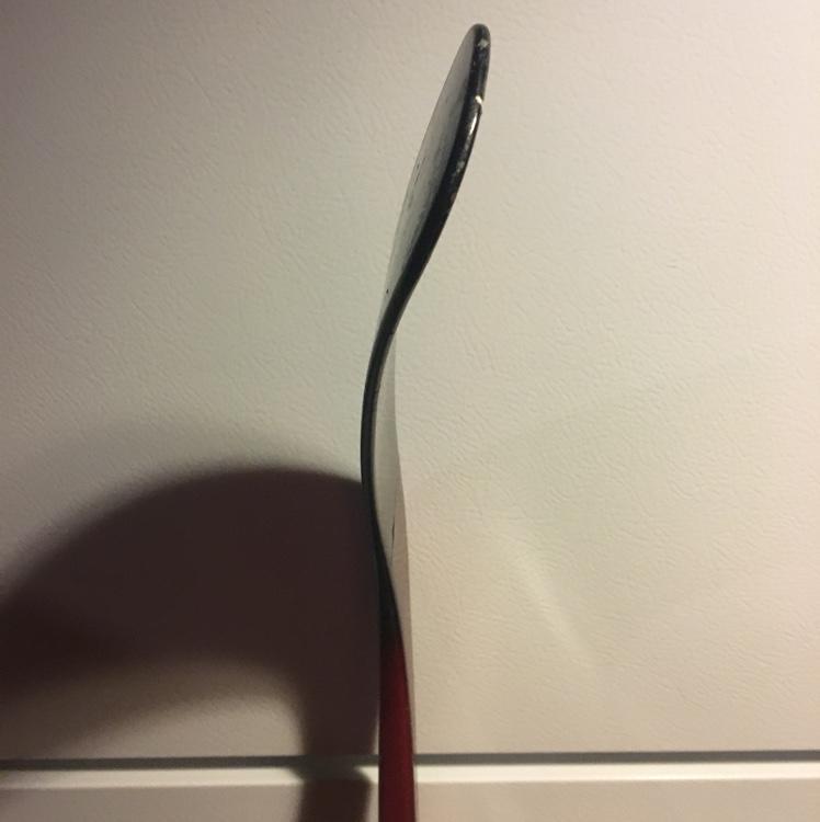 Easton Synergy SiCore Sakic E3 curve 85 flex leftie | SOLD | Hockey ...