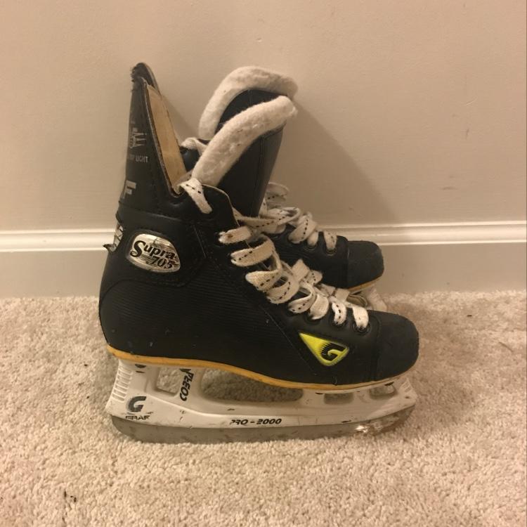 Graf Skates (size 3) | SidelineSwap
