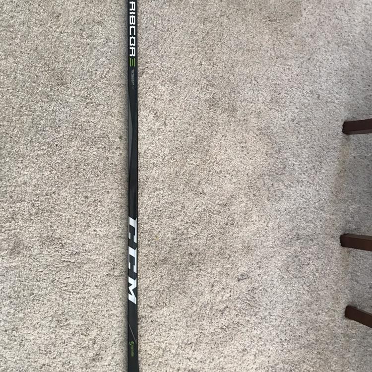 CCM Trigger 2 Right 75 Parise P30 | SidelineSwap