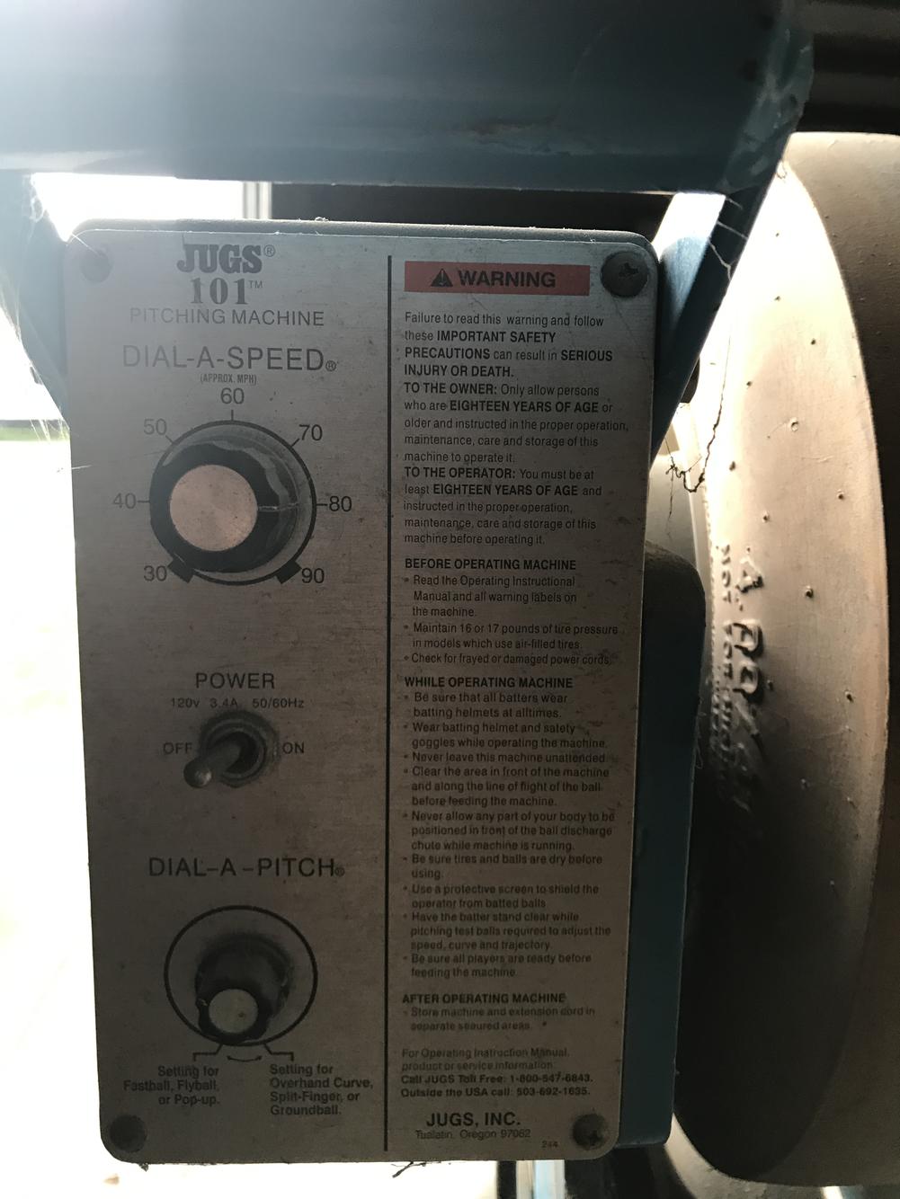 Jugs Double Wheel Pitching Machine | SidelineSwap