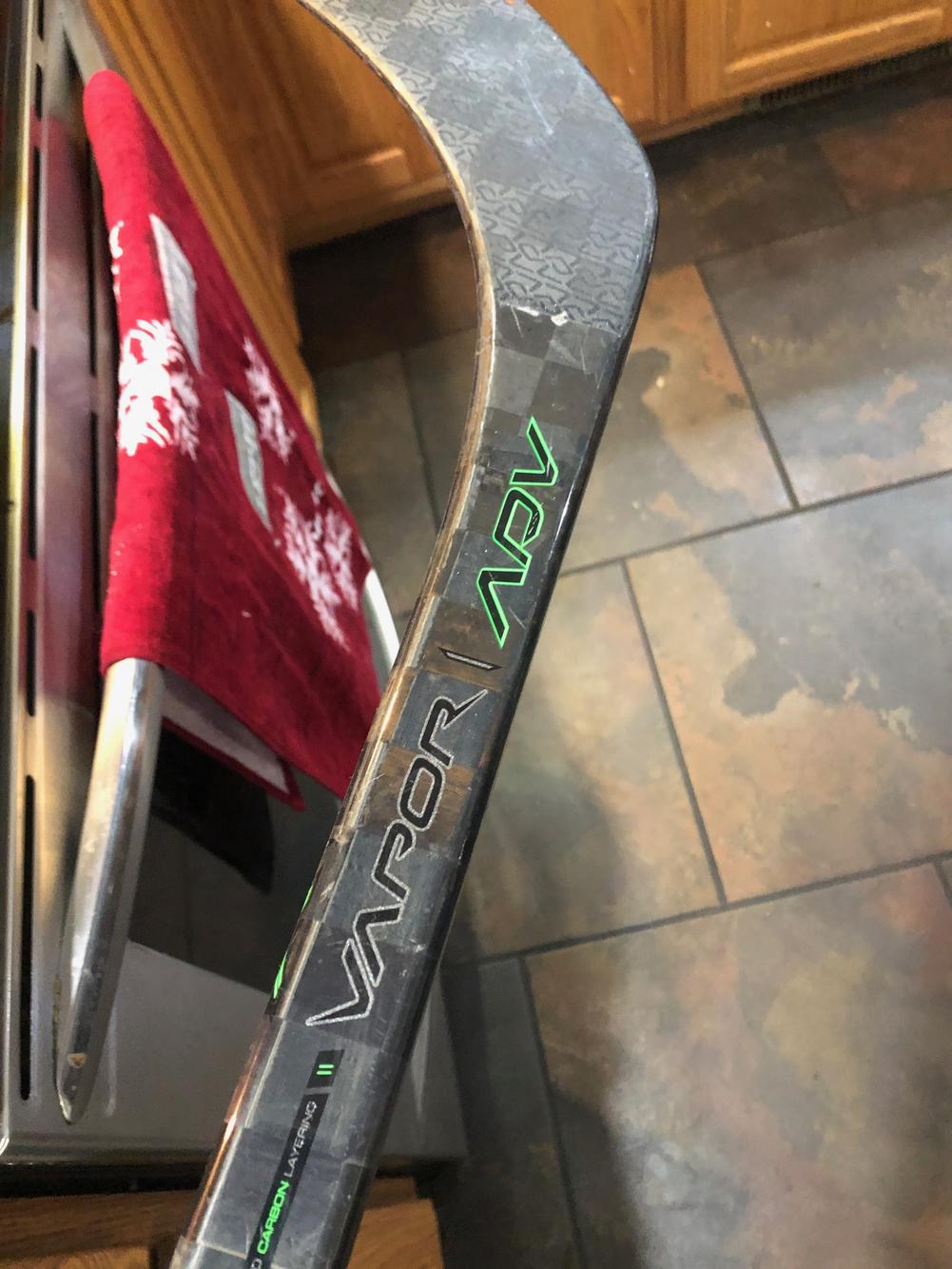 Bauer Vapor ADV Stick Righty Toe 76 - 80 Senior | SidelineSwap