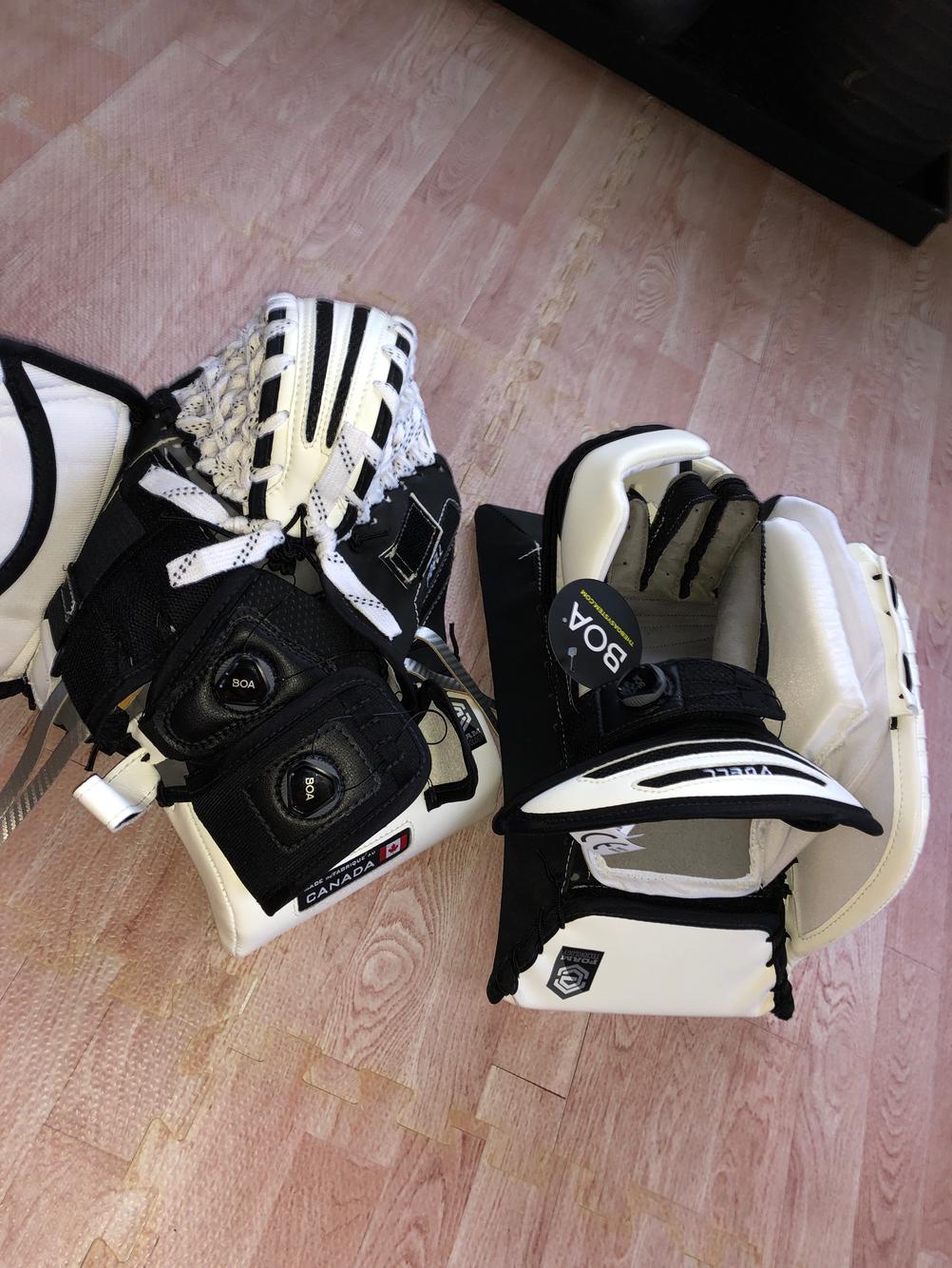 New Brian’s Optik Custom Graphic Glove And Blocker | SidelineSwap
