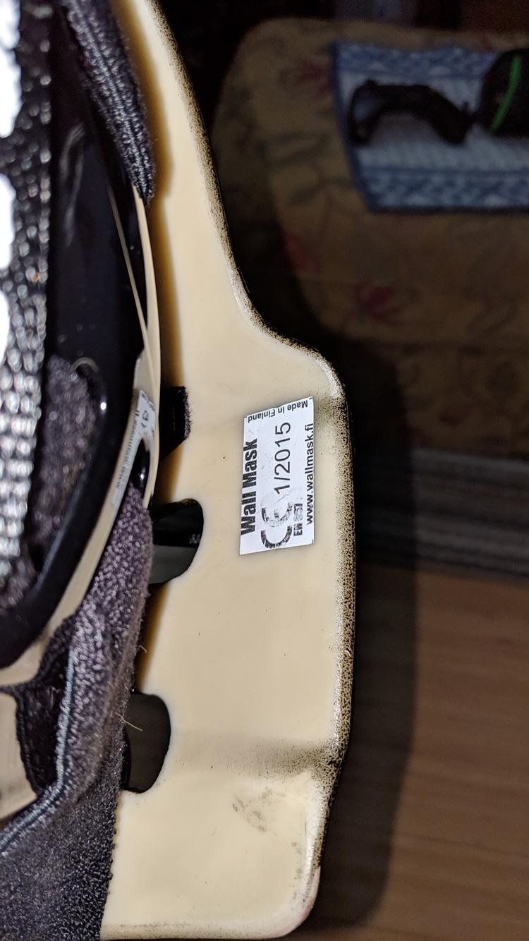 Wall Goalie Mask Senior Pro Stock | SidelineSwap