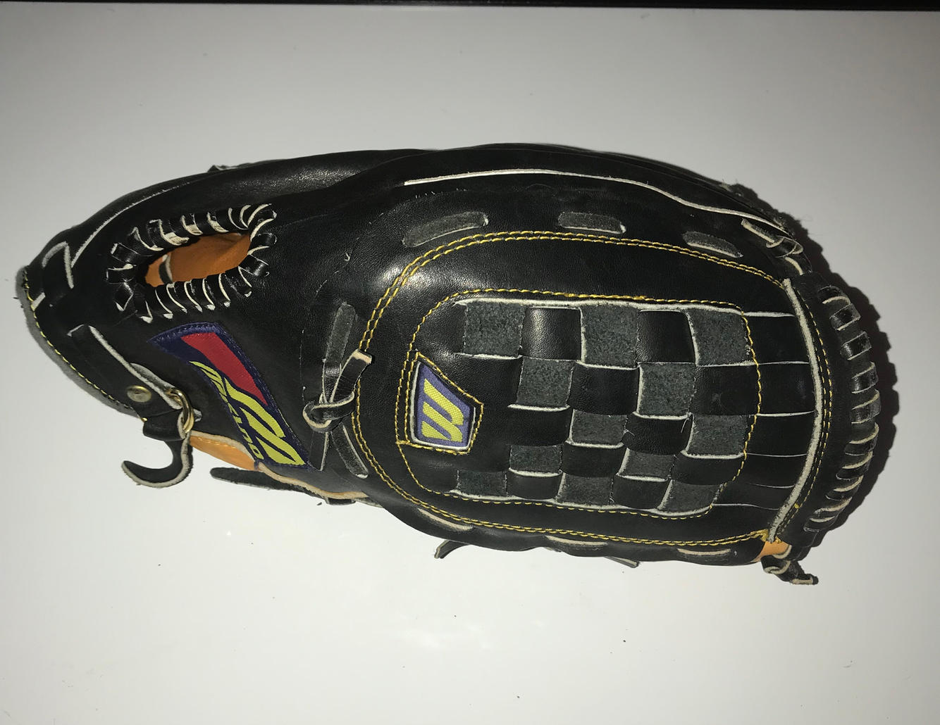 Mizuno Pro Model MZ1391 13” RHT Outfielder Baseball/Softball Glove ...
