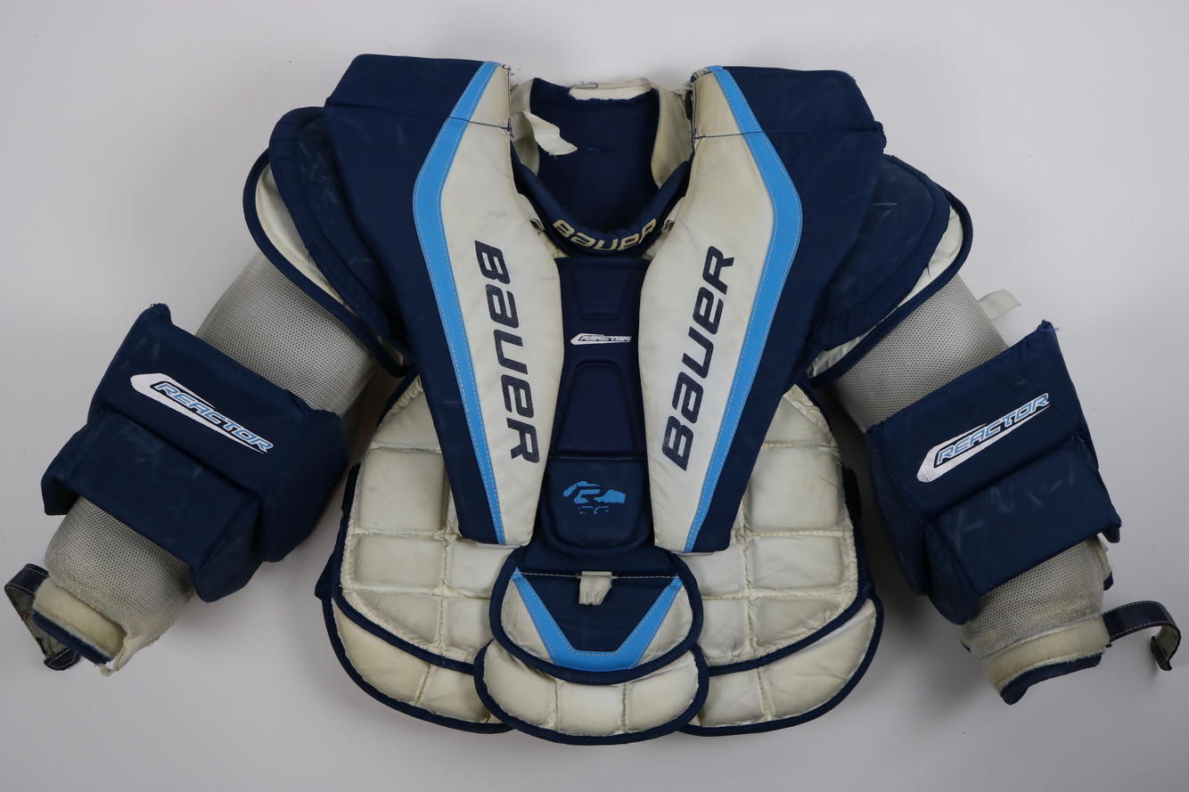 Bauer Reactor 7000 Small Goalie Chest Protector | SidelineSwap