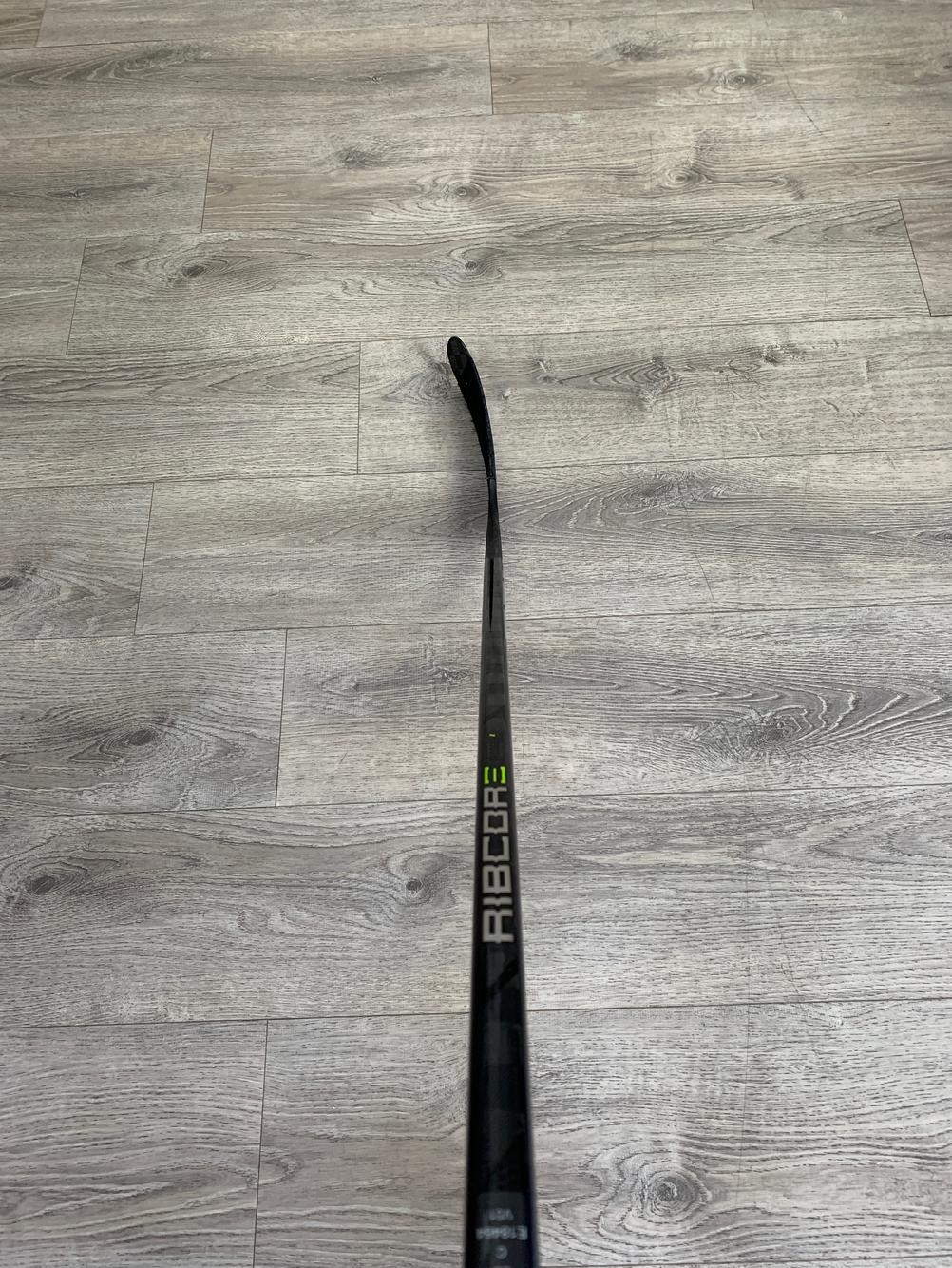 Ccm Trigger 2 P28M 85 Flex | SidelineSwap