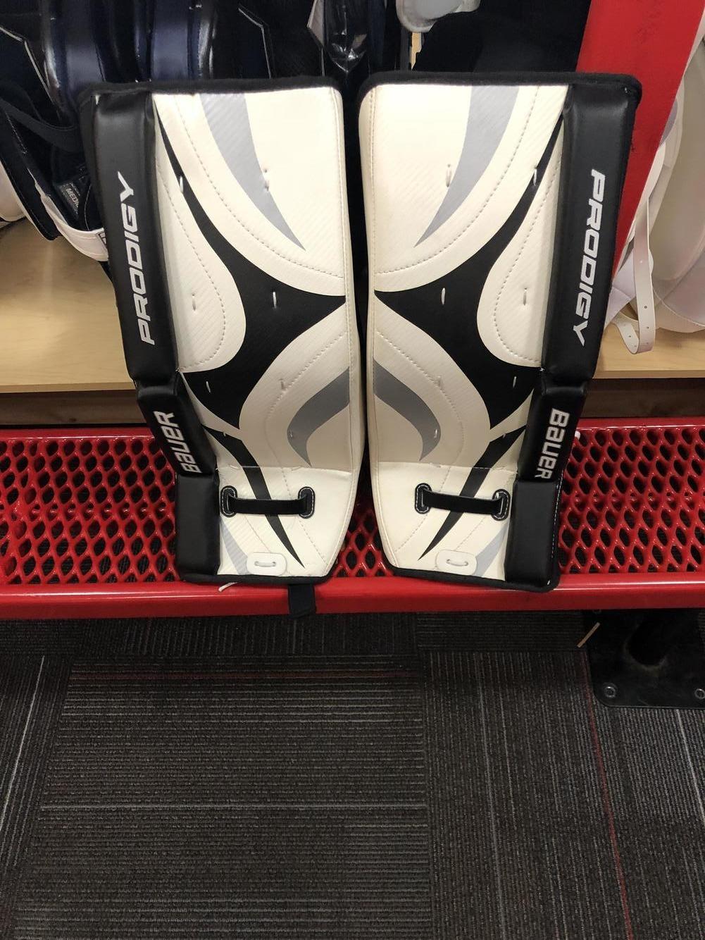 New Bauer Prodigy Goalie Leg Pads Youth 22" | SidelineSwap