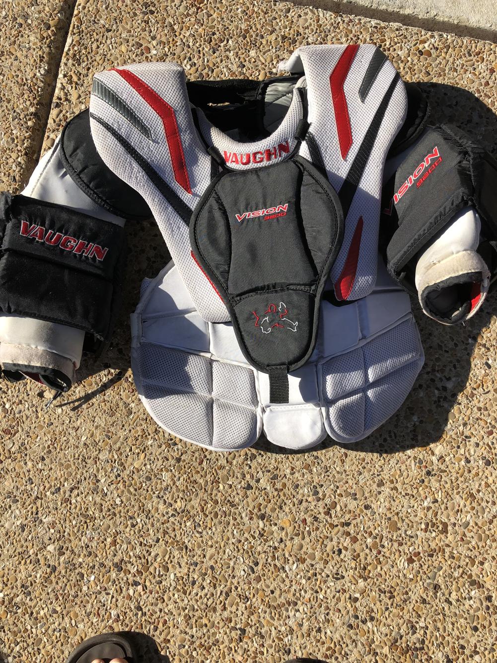 Vaughn Goalie Chest Protector Junior | SidelineSwap