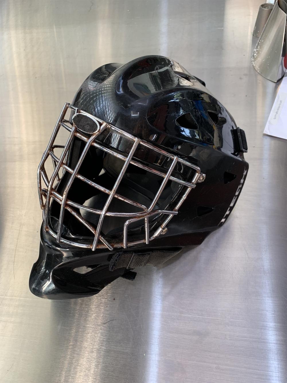Used Itech Goalie Mask | SidelineSwap