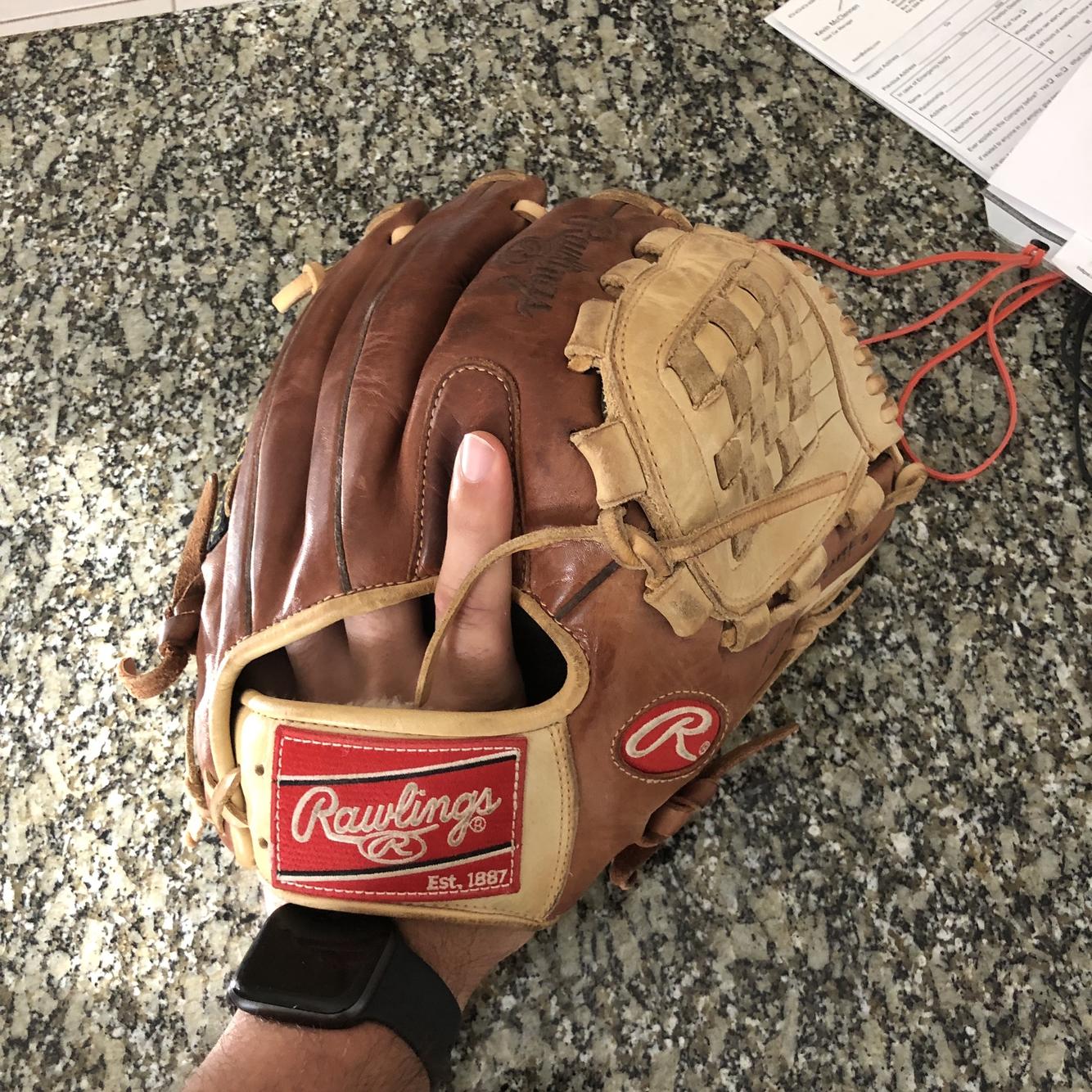 Rawlings Gold Glove Elite | SidelineSwap