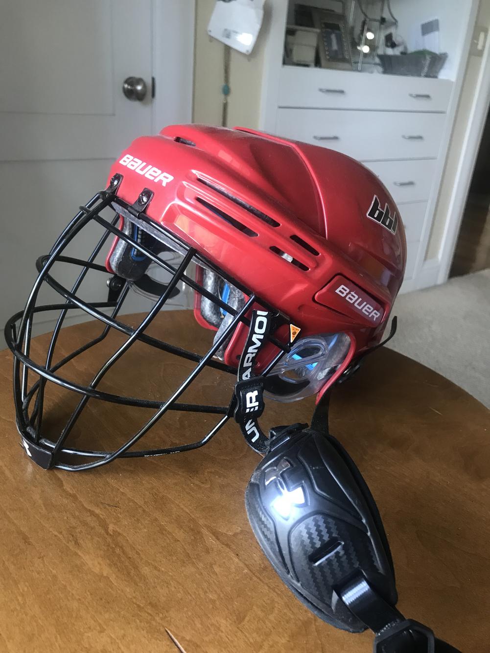 New Bauer 7500 Helmet Pro Stock, Box lacrosse cage | SidelineSwap