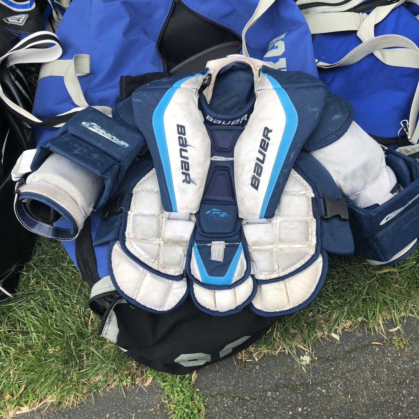 Reactor 7000 Goalie Chest and Arm Protector Goalie Chest Protector ...