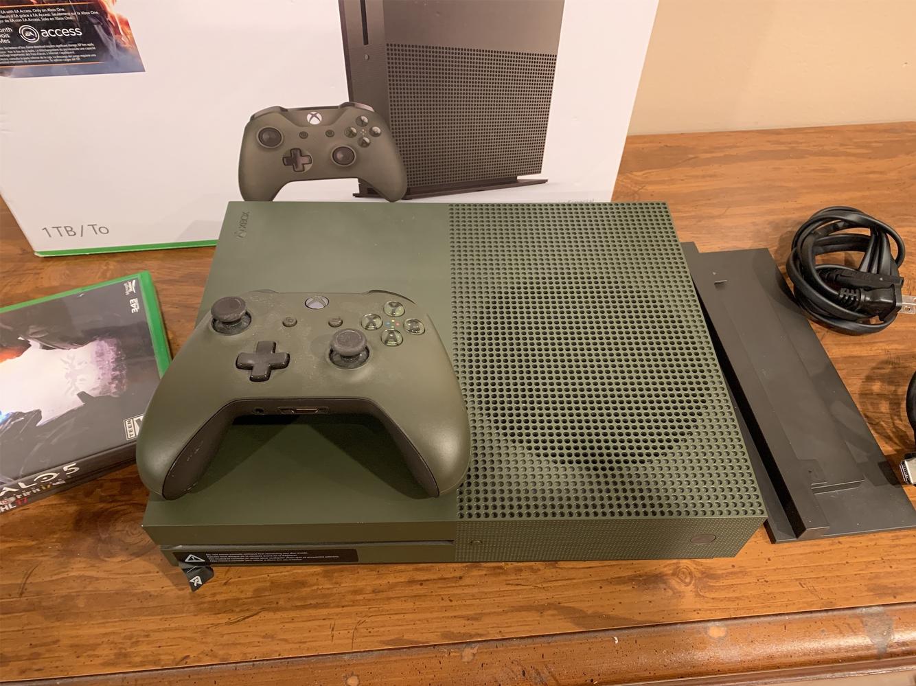 Xbox One Battlefield Edition /With 3 Games | SidelineSwap
