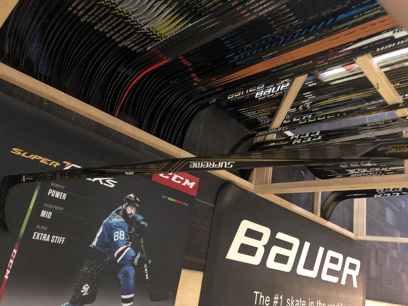 New Bauer Supreme 1S Hockey Stick Lefty Junior p28 52 flex grip ...
