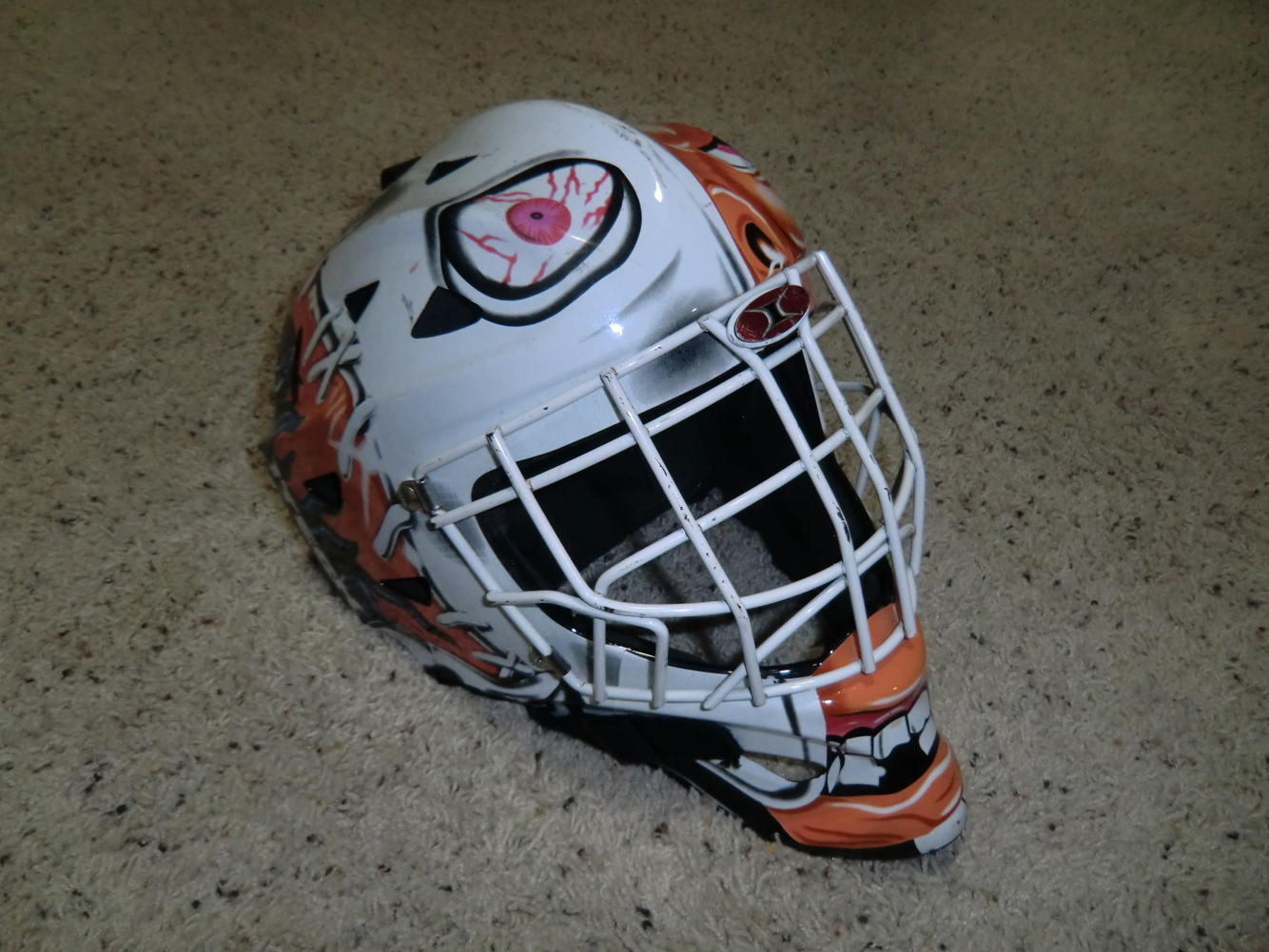 Sr. Large Itech 1000 Goalie Mask Senior Pro Stock | SidelineSwap