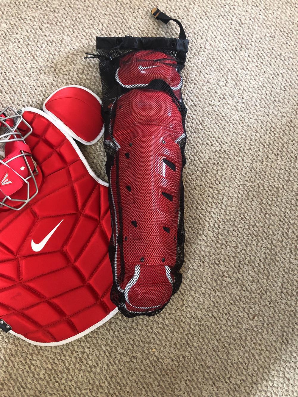 New Nike Red Catchers Set | SidelineSwap