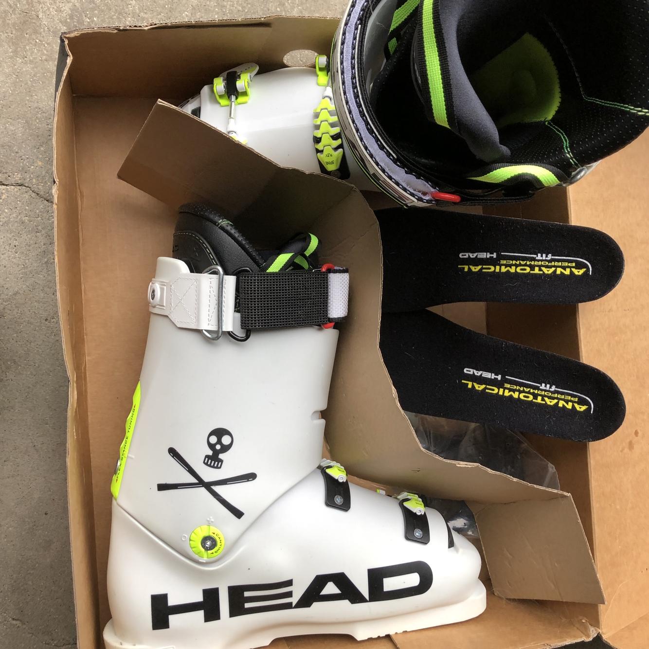 New Raptor 140 RS Ski Boots | SidelineSwap