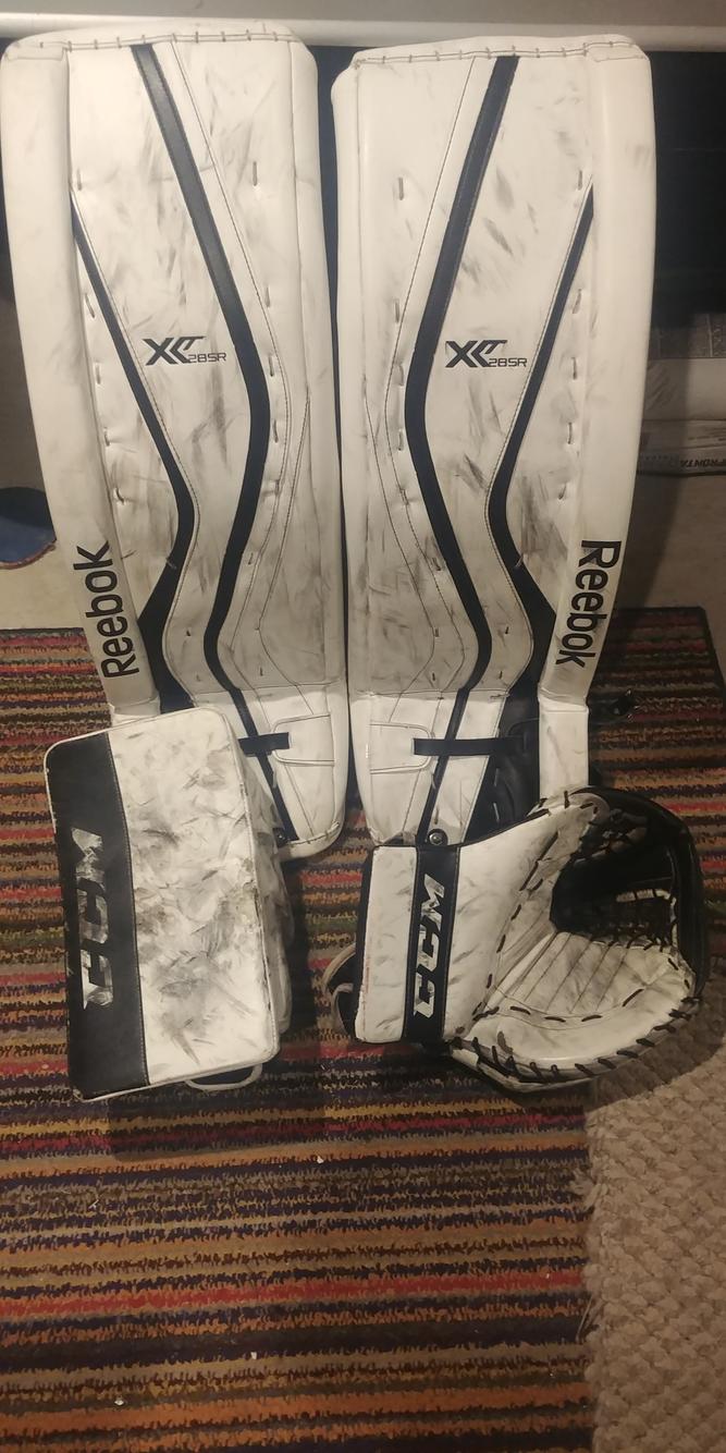CCM Retro Flex 550 Goalie Full Set Regular Senior | SidelineSwap