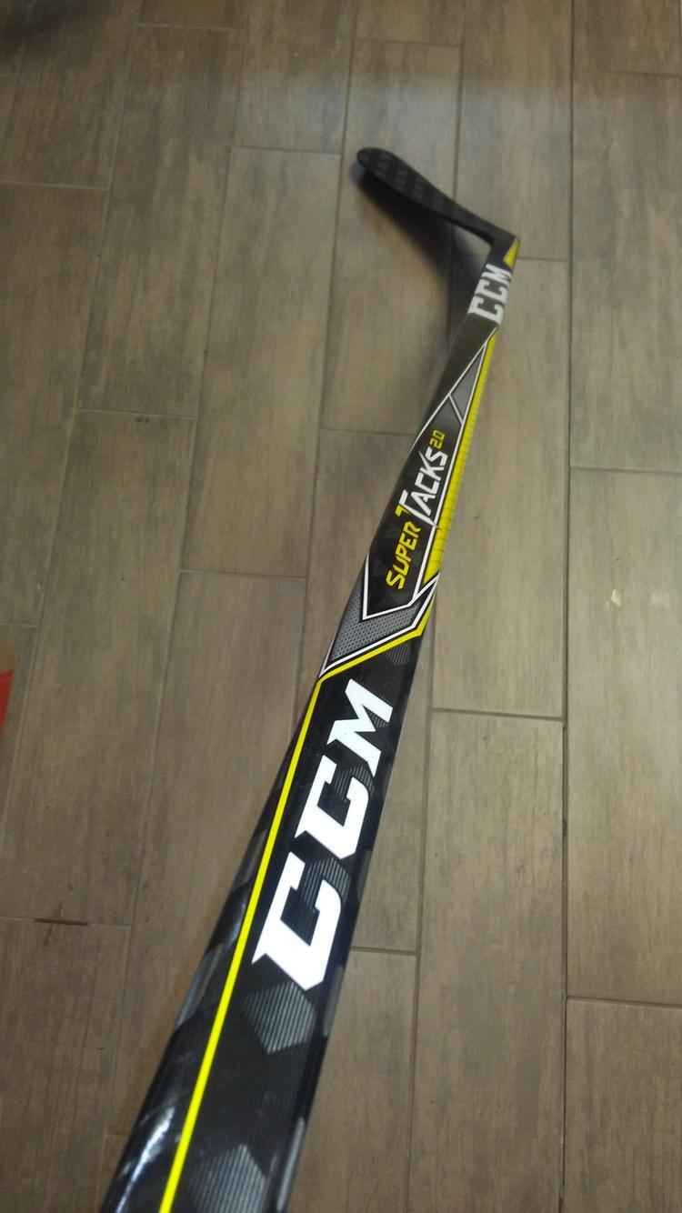 New CCM Super Tacks 2.0 Hockey Stick Lefty Mid Senior Pro Stock ...
