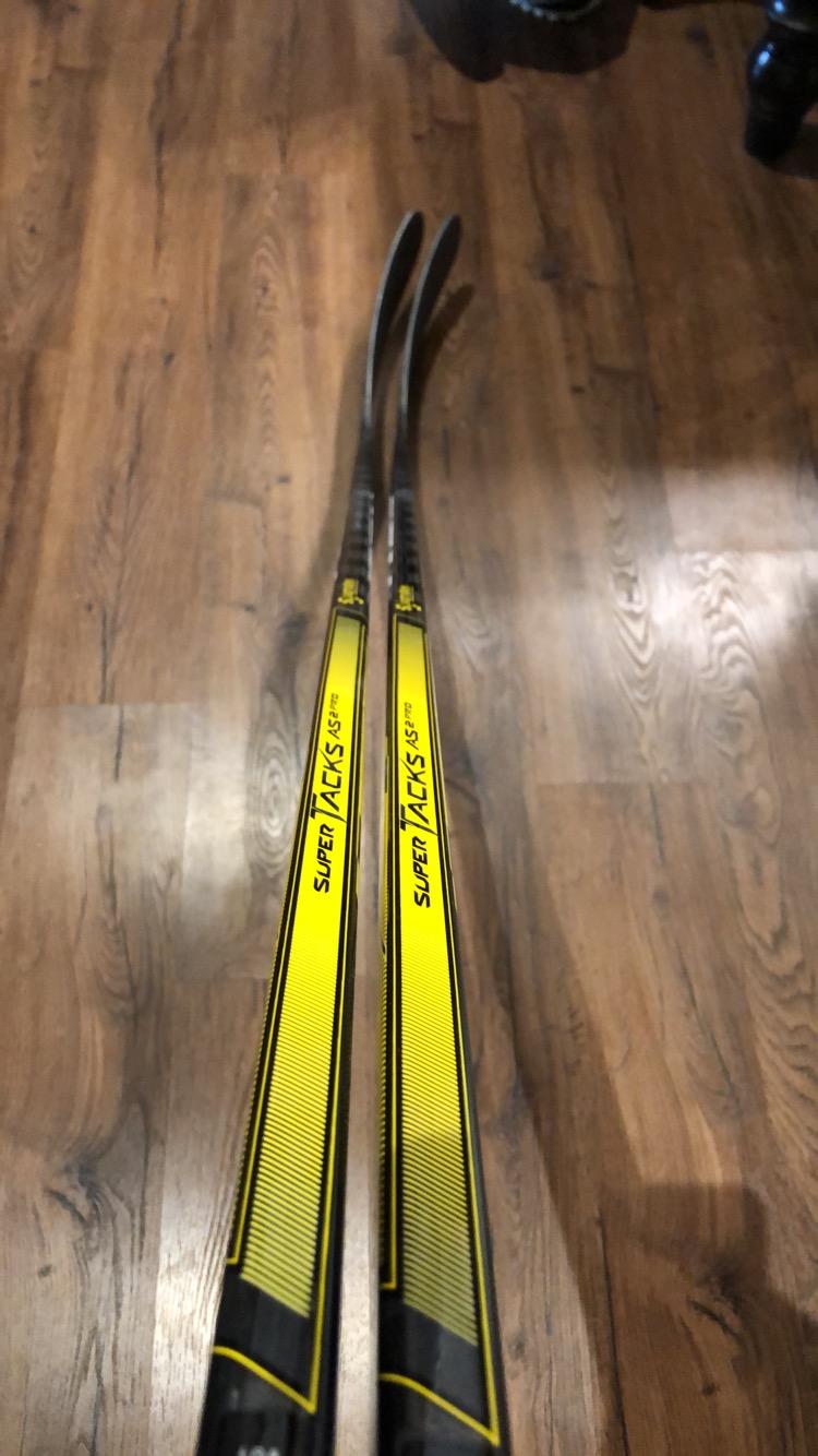 2 pack - CCM AS2 Pro LH 85 Flex P29 | SidelineSwap