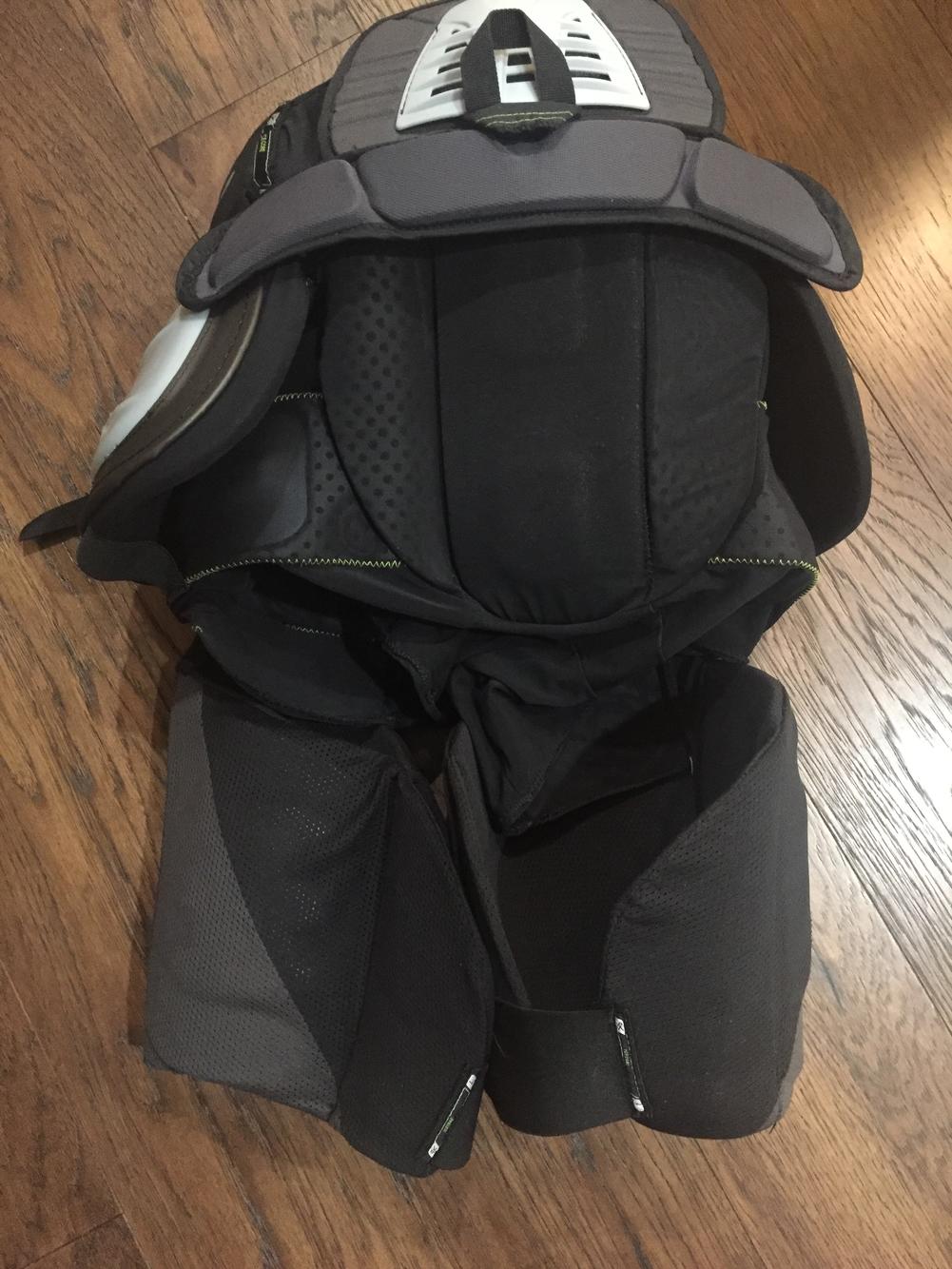 NEW CCM 9K PRO GIRDLES Girdle Senior SIZE M | SidelineSwap