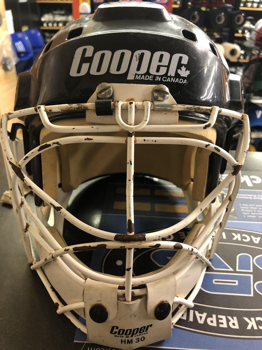 Cooper Goalie Mask W/HM30 cage | SidelineSwap