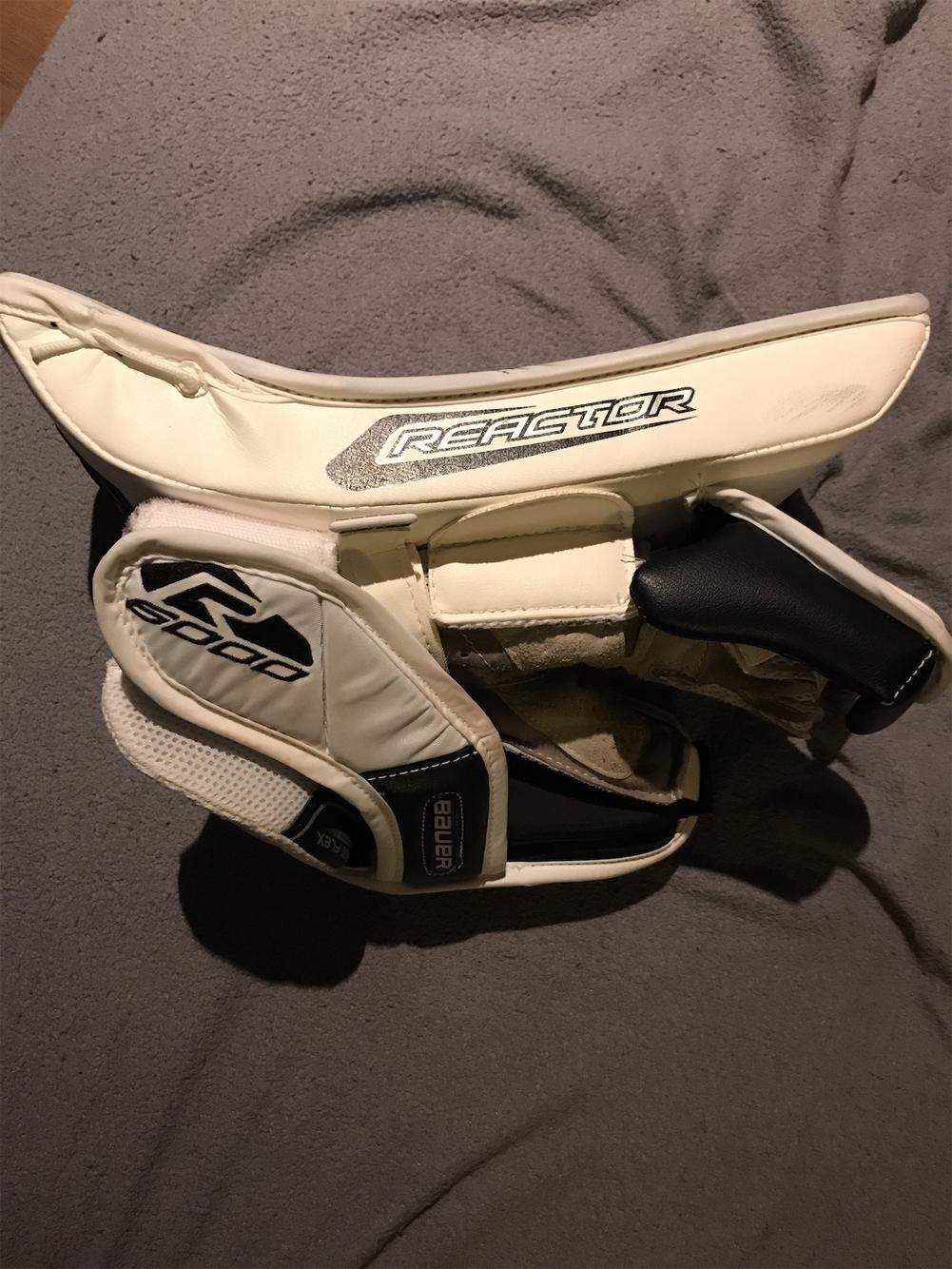 Bauer Reactor 6000 Regular Senior Pro Stock | SidelineSwap