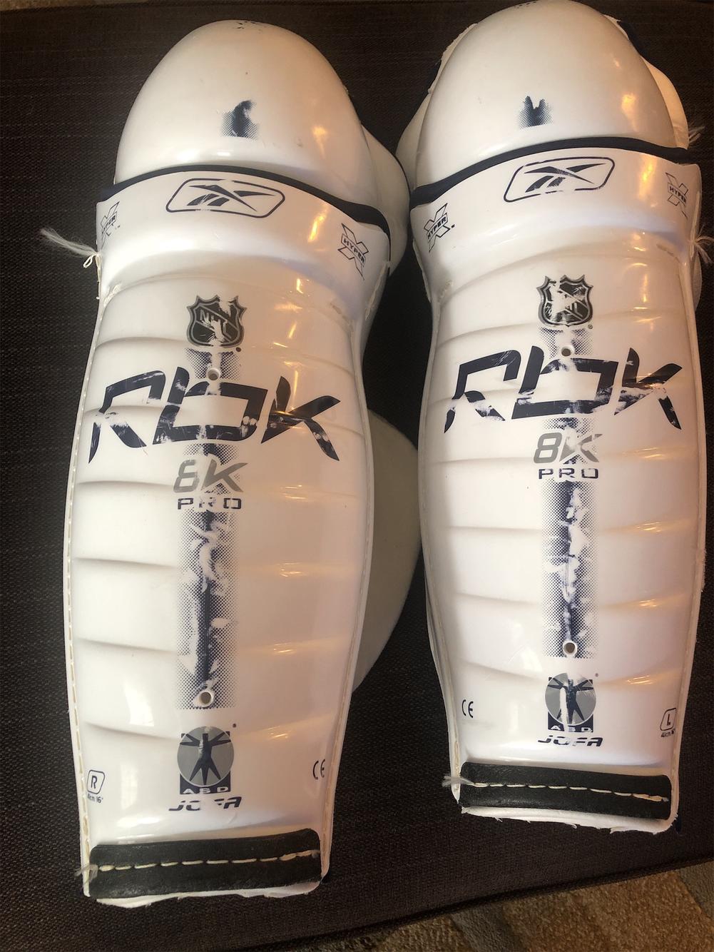 Senior 8K Pro Shin Pads Pro Stock | SidelineSwap