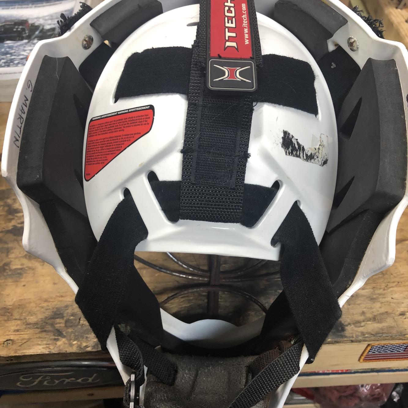White Senior Itech Goalie Mask | SidelineSwap