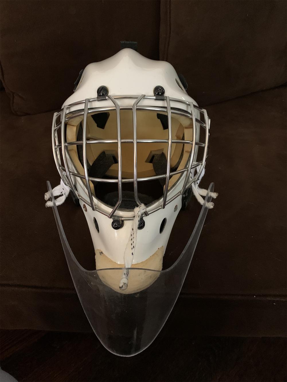 White Senior Itech Goalie Mask Pro Stock | SidelineSwap