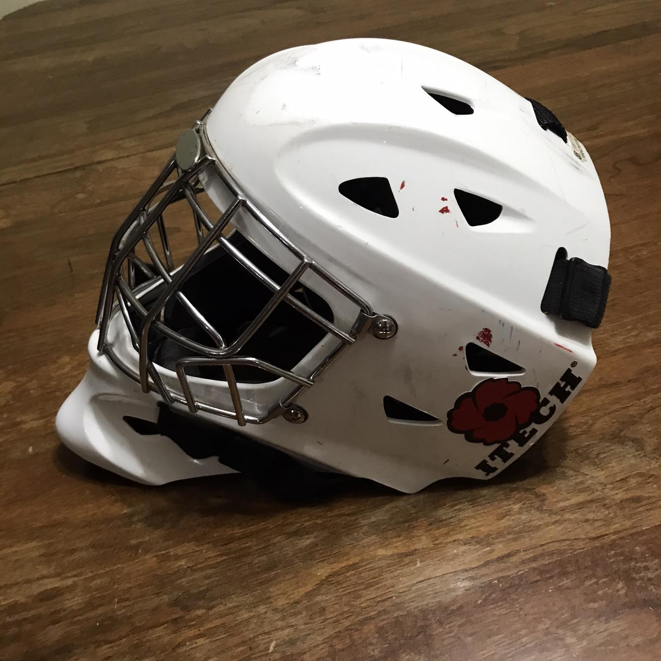 White Junior Itech 1000 Pro Stock Goalie Mask | SidelineSwap