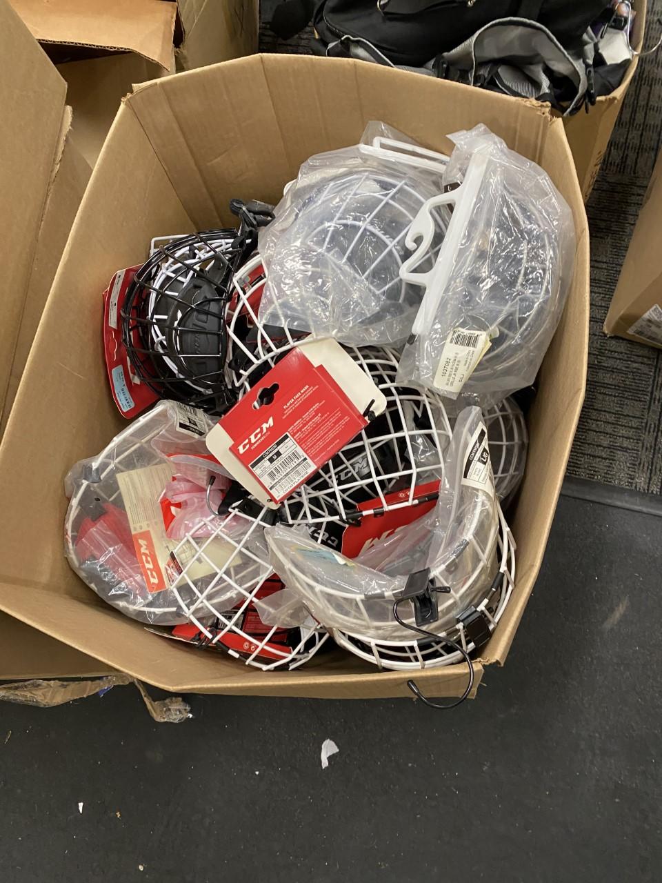 New CCM FM580 and bauer profile ii cage bundle. 20+ cages | SidelineSwap