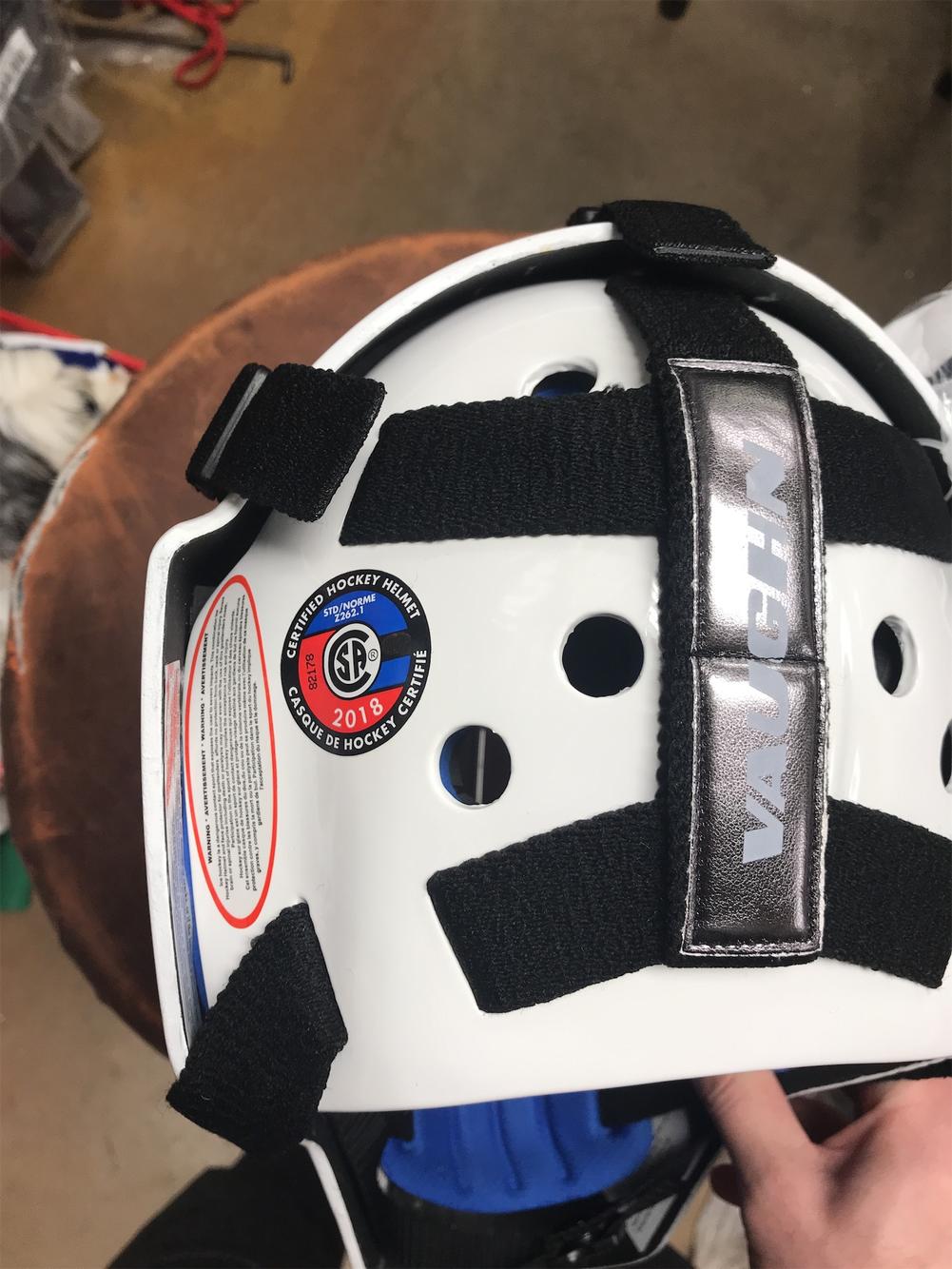 New Senior Vaughn VM Pro Elite Goalie Mask | SidelineSwap