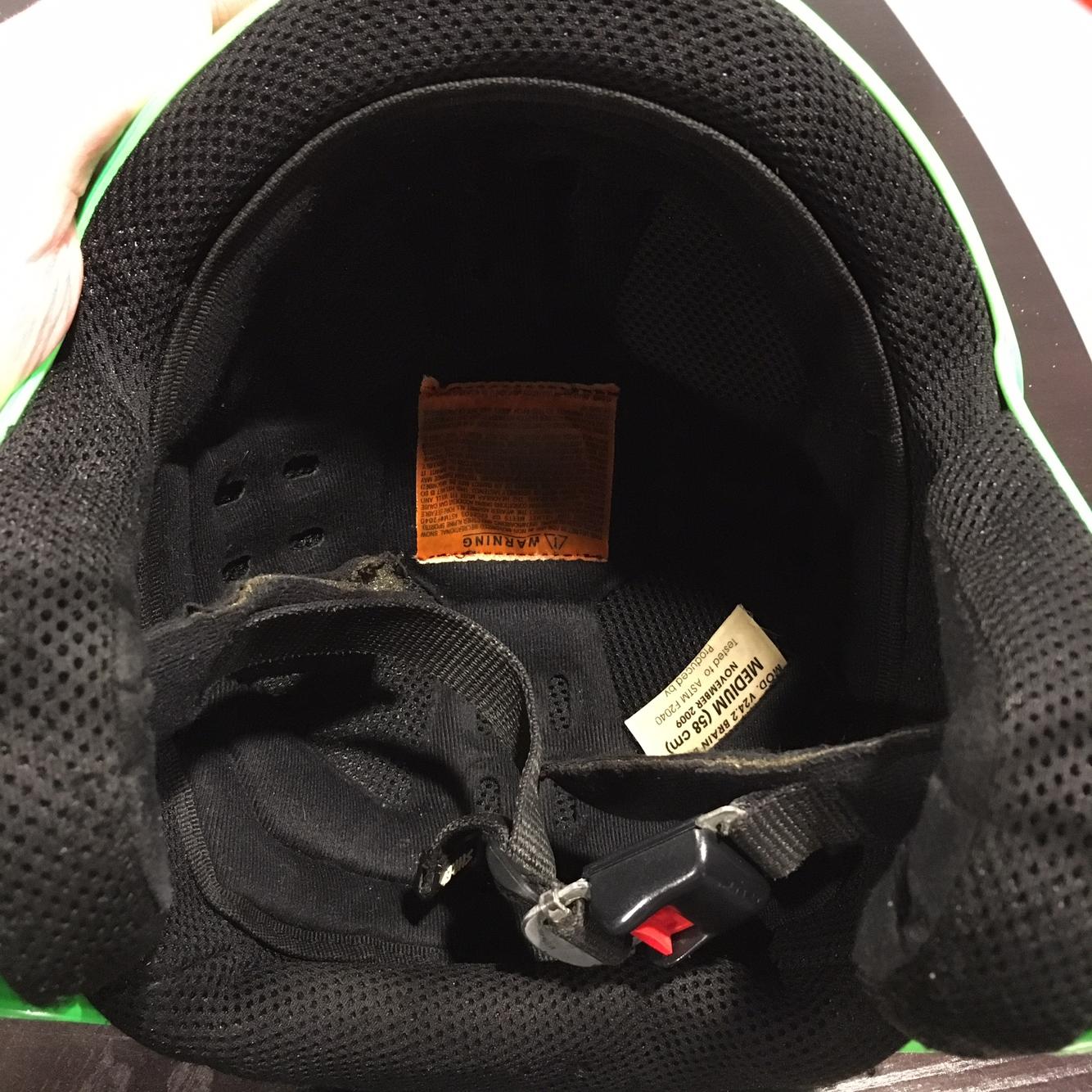 Green Unisex Medium Shred Brain bucket Helmet | SidelineSwap