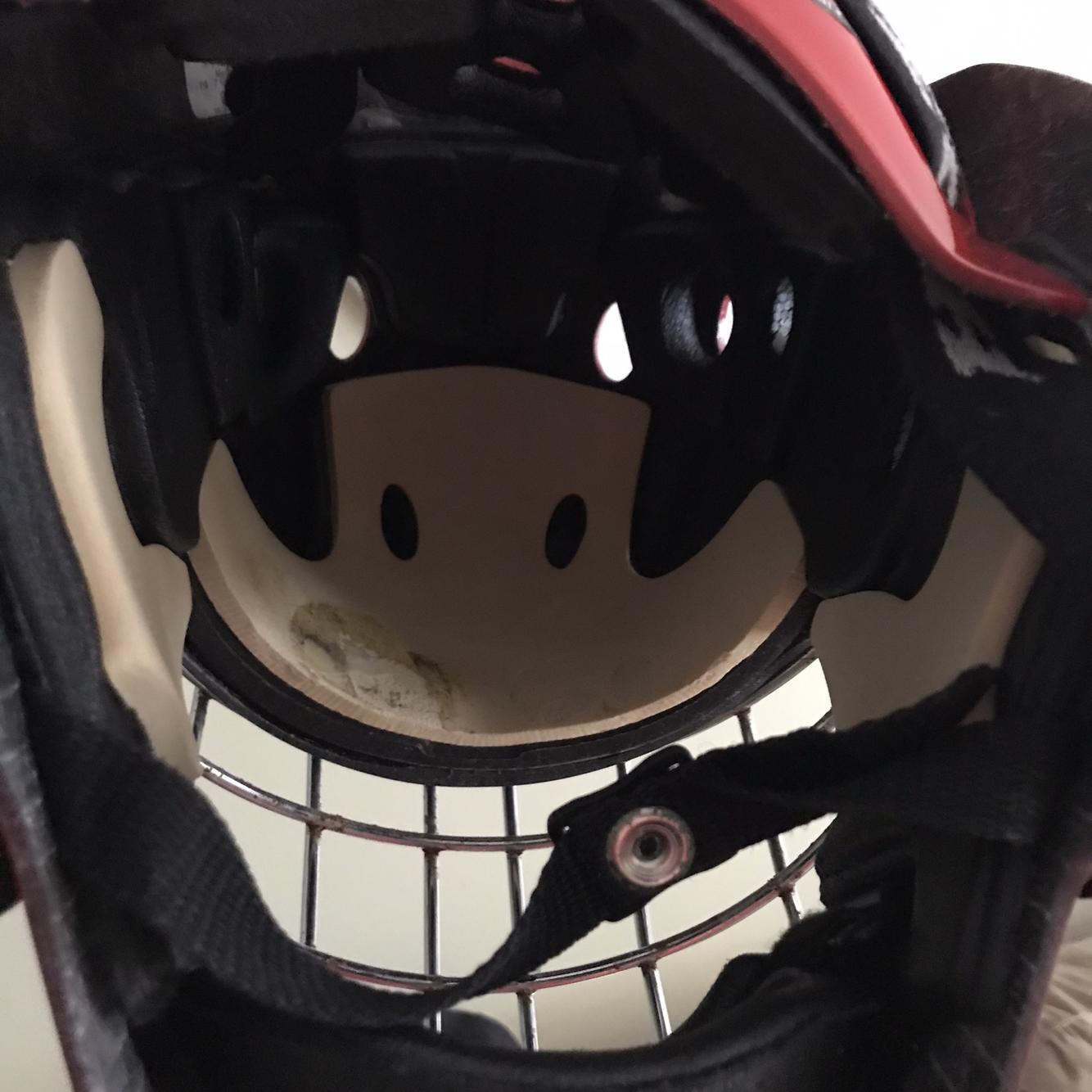 Red Senior Itech Goalie Mask | SidelineSwap
